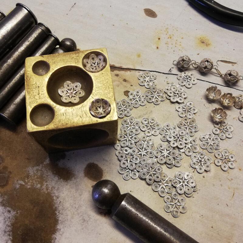 Filigree Characteristics - Saliba Filigree